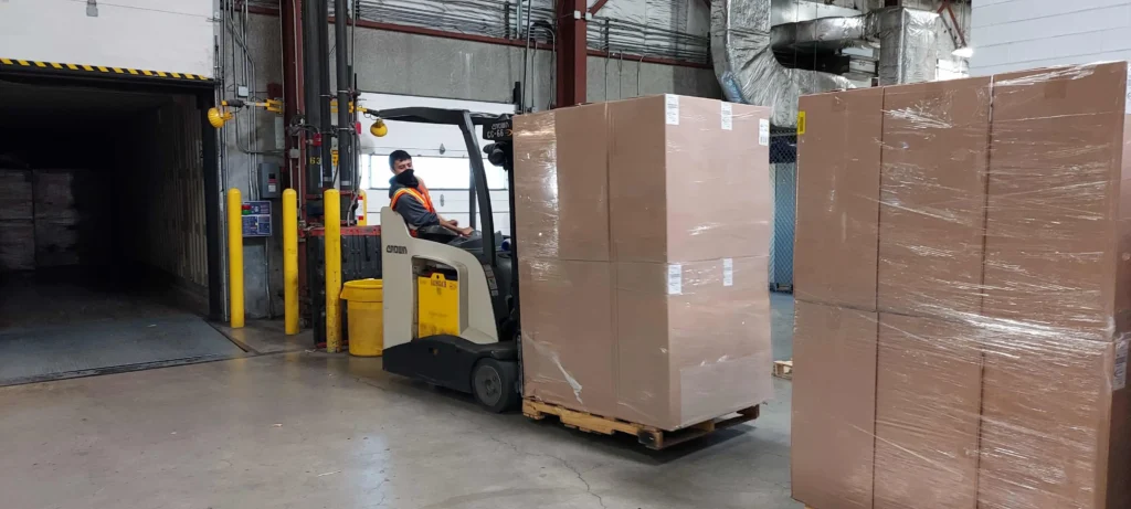 What is a Lumper and How can it Benefit my Business? - Merit Logistics