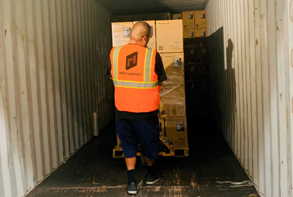 Supply Chain Management: Tips for Choosing the Right Unloading Service - Merit Logistics